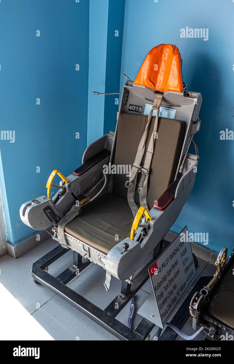 F 4 pilot seat hi-res stock photography and images - Alamy