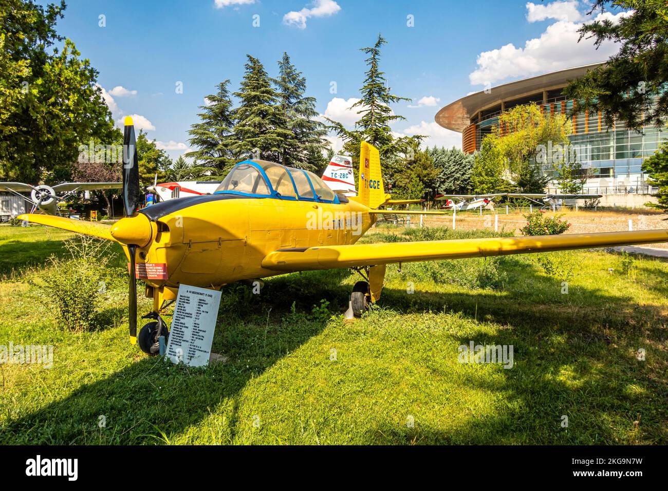 1954 beechcraft a45 hi-res stock photography and images - Alamy
