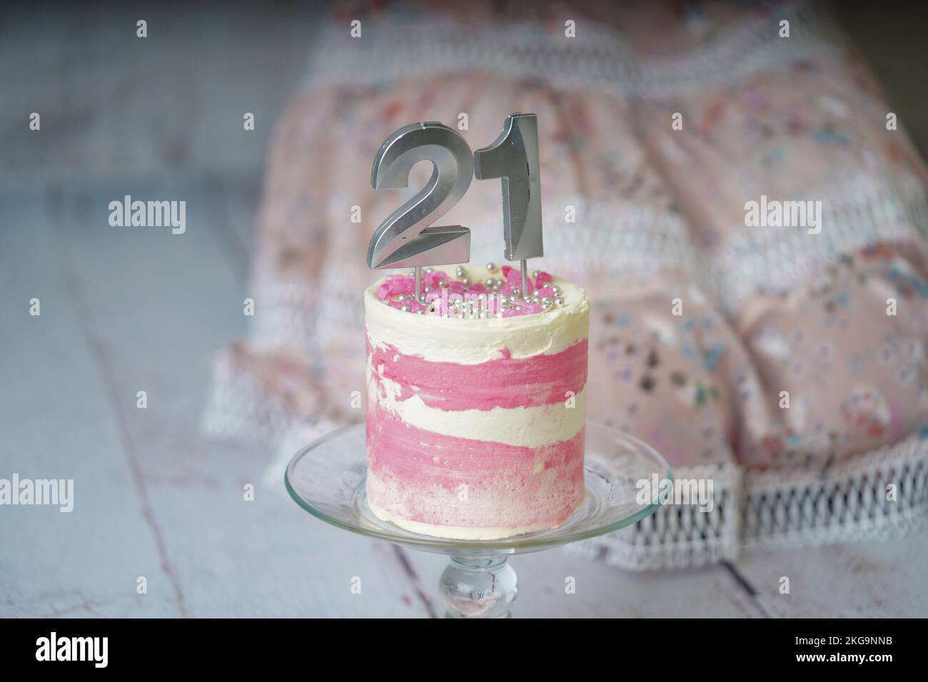 21st Birthday Cake For Girl