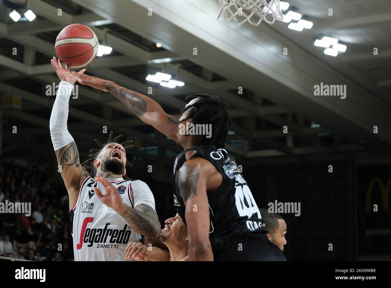Italian A1 Basketball Championship - Dolomiti Energia Trentino VS ...