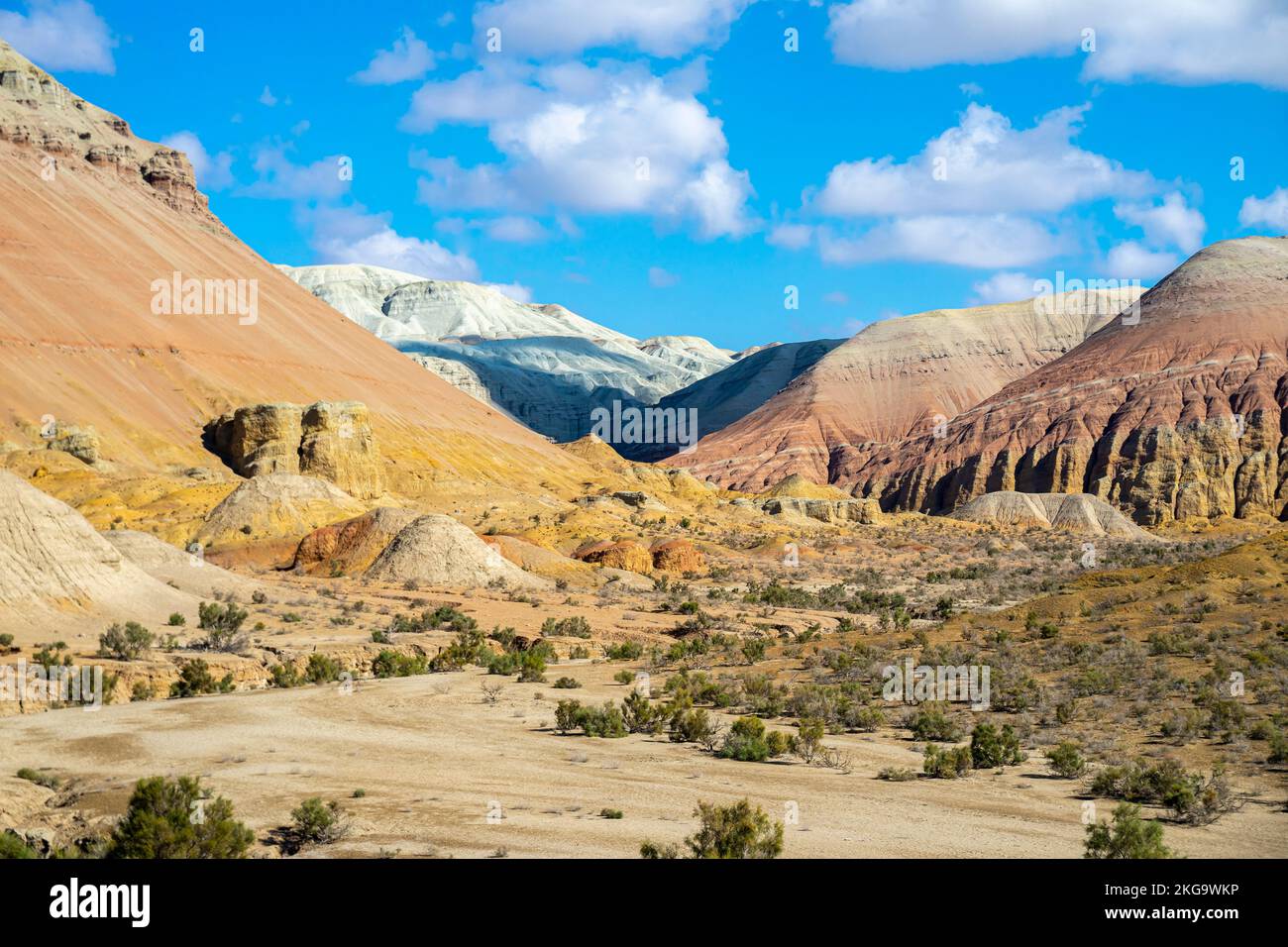 Altyn Emel national park, Kazakhstan, Central Asia Stock Photo - Alamy