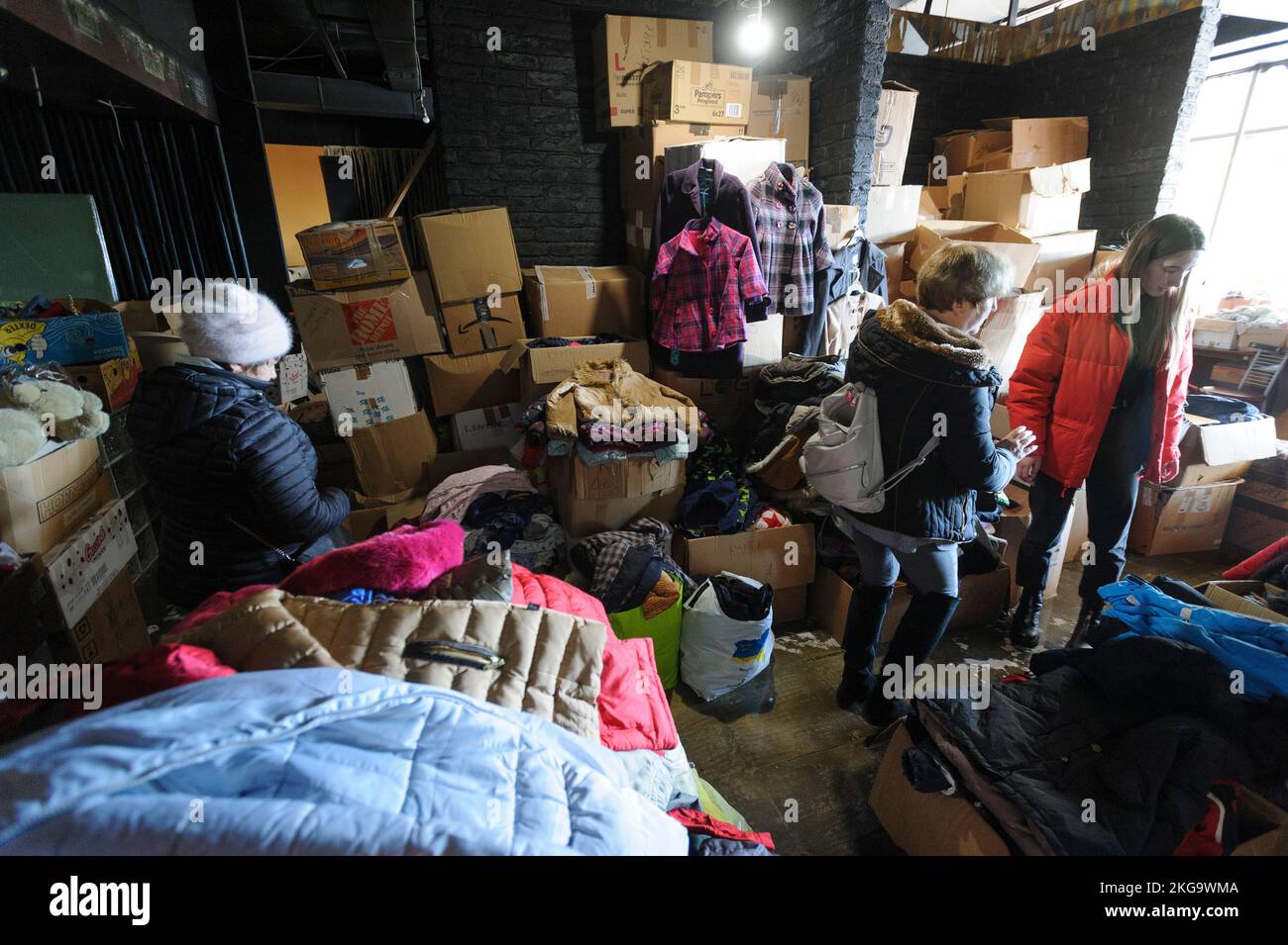 Clothing distribution point hi-res stock photography and images - Alamy