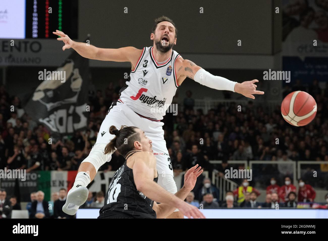 Italian A1 Basketball Championship - Dolomiti Energia Trentino VS ...
