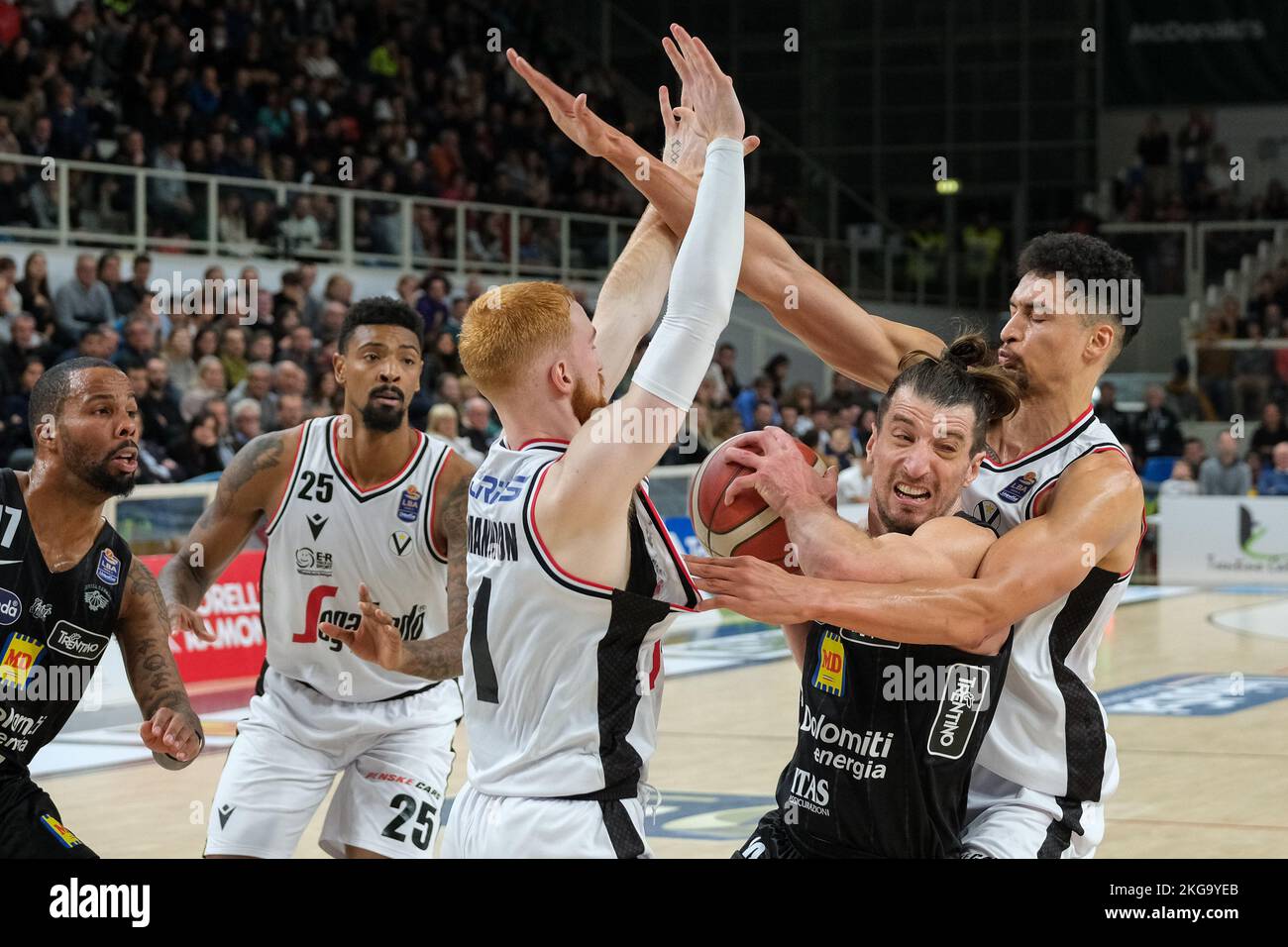 Italian A1 Basketball Championship - Dolomiti Energia Trentino VS ...
