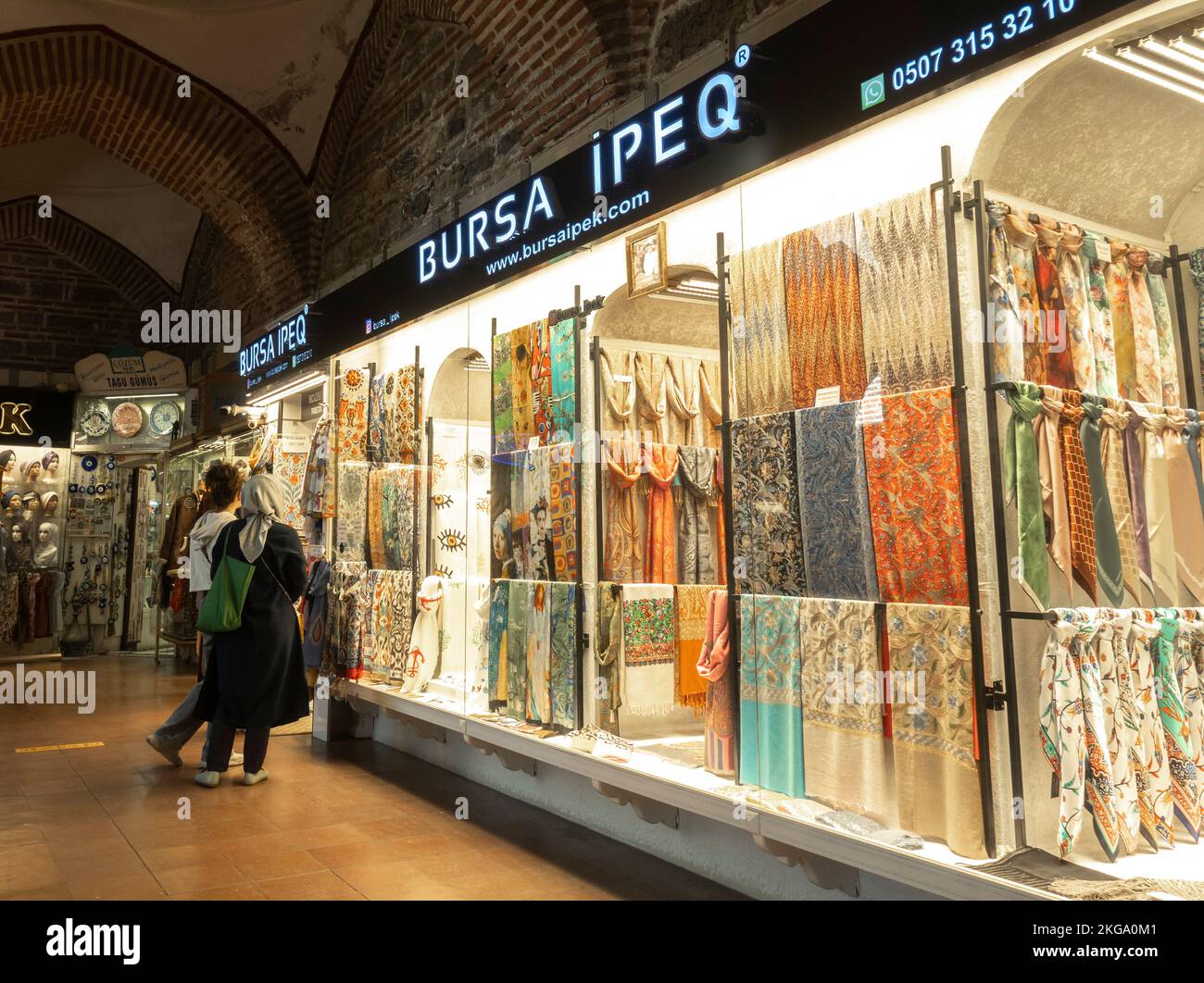 Bursa ipeq textiles hi-res stock photography and images - Alamy