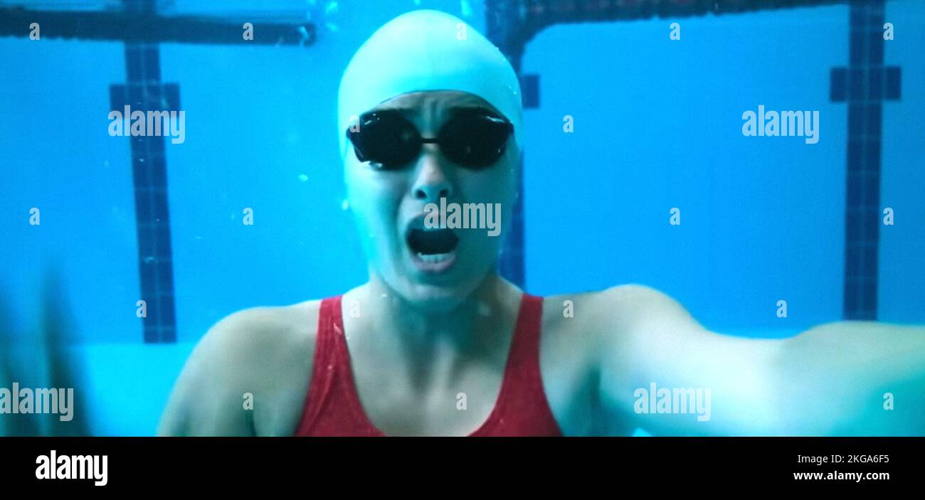 THE SWIMMERS, Nathalie Issa, 2022. © Netflix / courtesy Everett ...