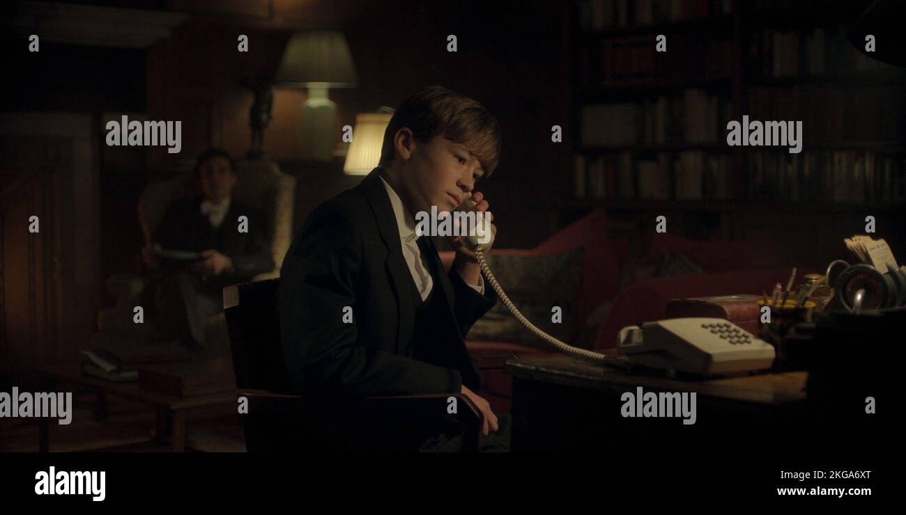 THE CROWN, front: Senan West as Prince William, (Season 5, aired ...