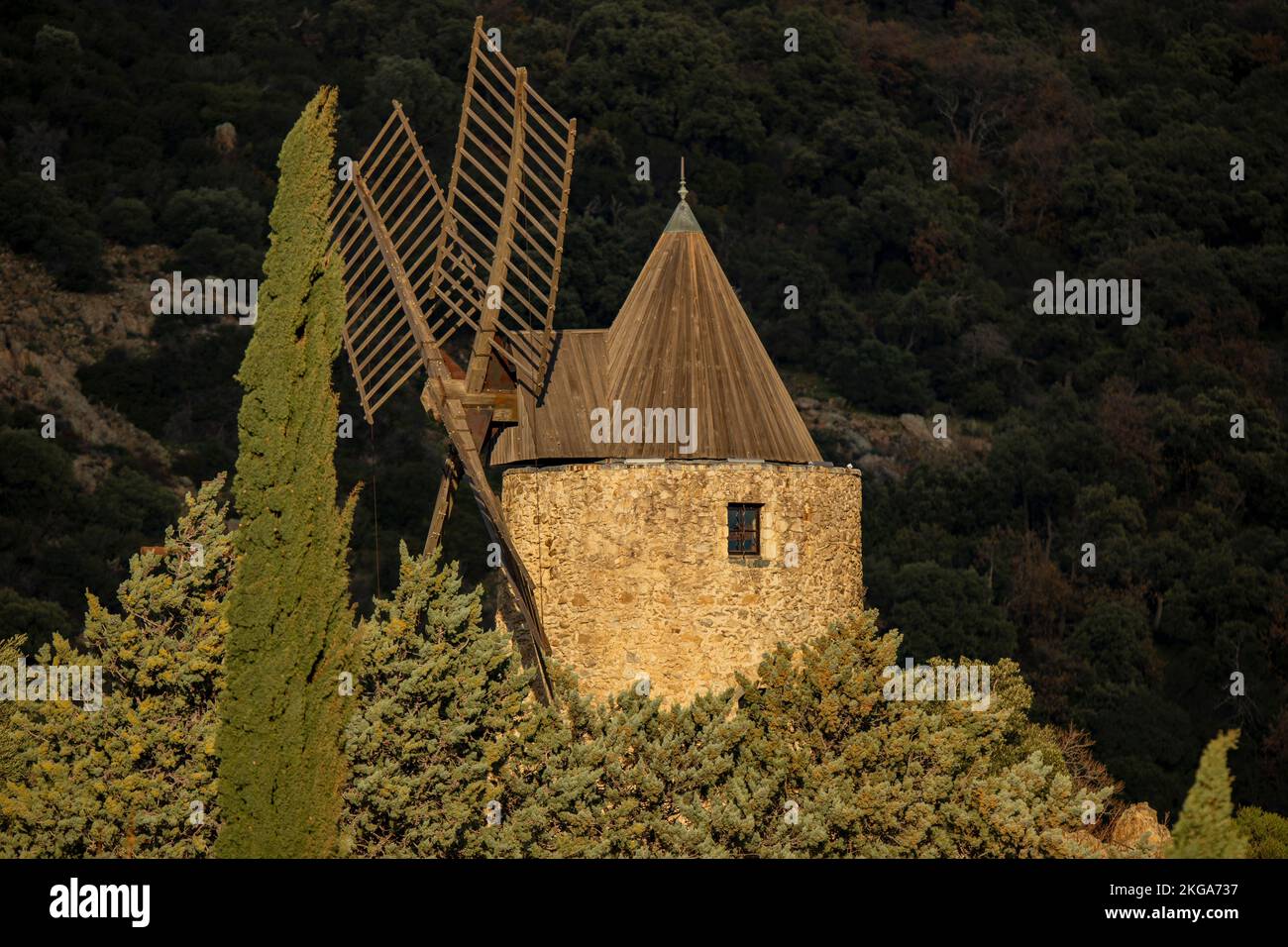 Grimaud, french medieval village of the French Riviera Stock Photo - Alamy