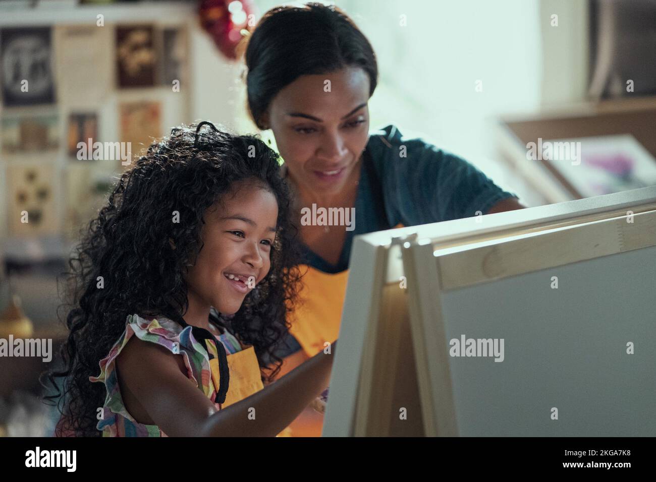 FROM SCRATCH, from left: Isla Colbert, Zoe Saldana, 'Heirlooms ...