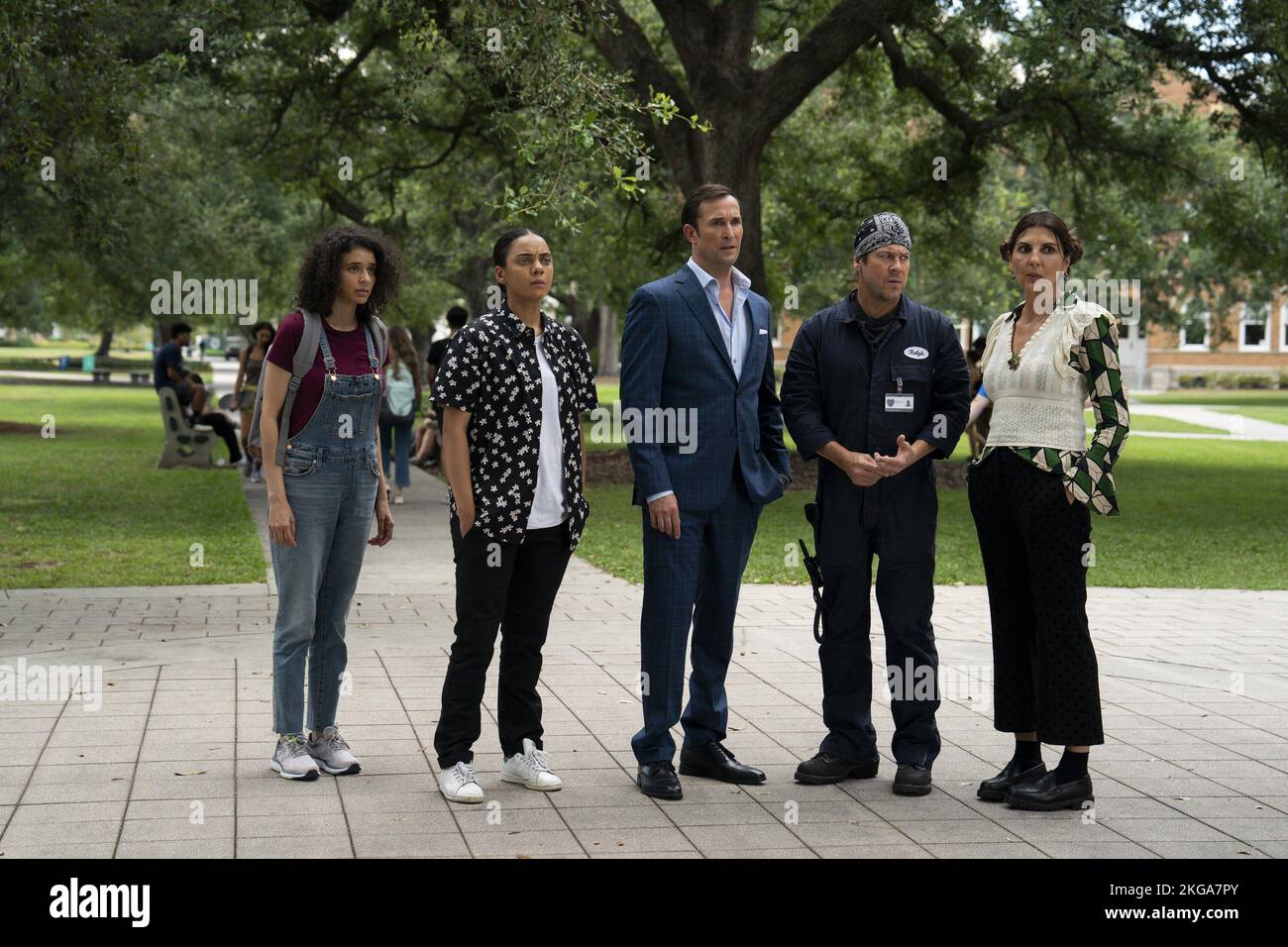 LEVERAGE: REDEMPTION, from left: Erin Ruth Walker, Aleyse Shannon, Noah ...