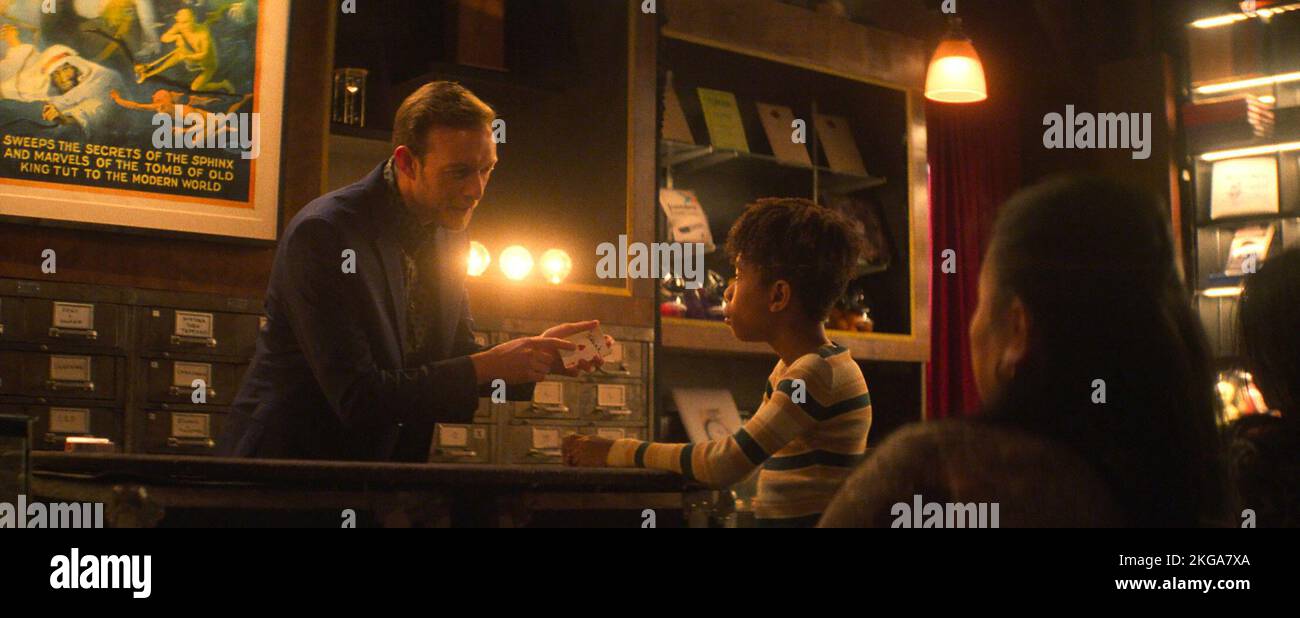 LET THE RIGHT ONE IN, left: Ian Foreman, Outings', (Season 1, ep. 104 ...