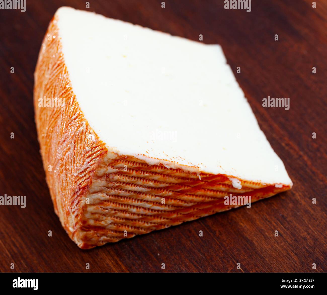 Slices of traditional spanish semi-hard cheese from milk of sheep Stock ...