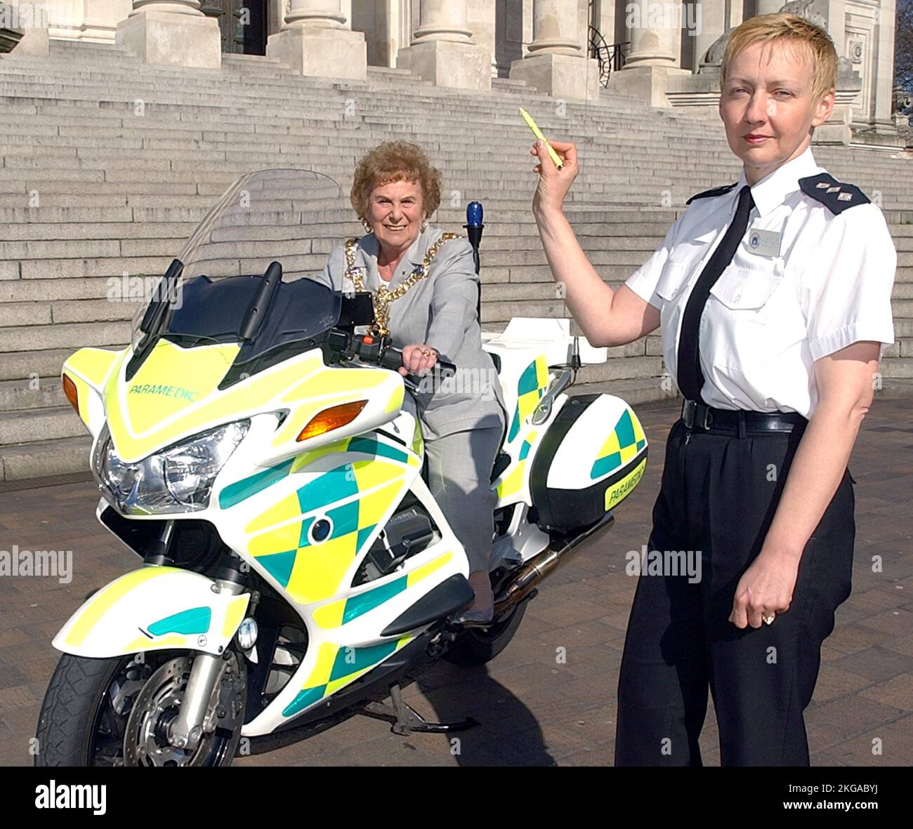 MAYOR OF PORTSMOUTH ELAINE BAKER SIGNS UP FOR OPERATION COBRA WITH ...
