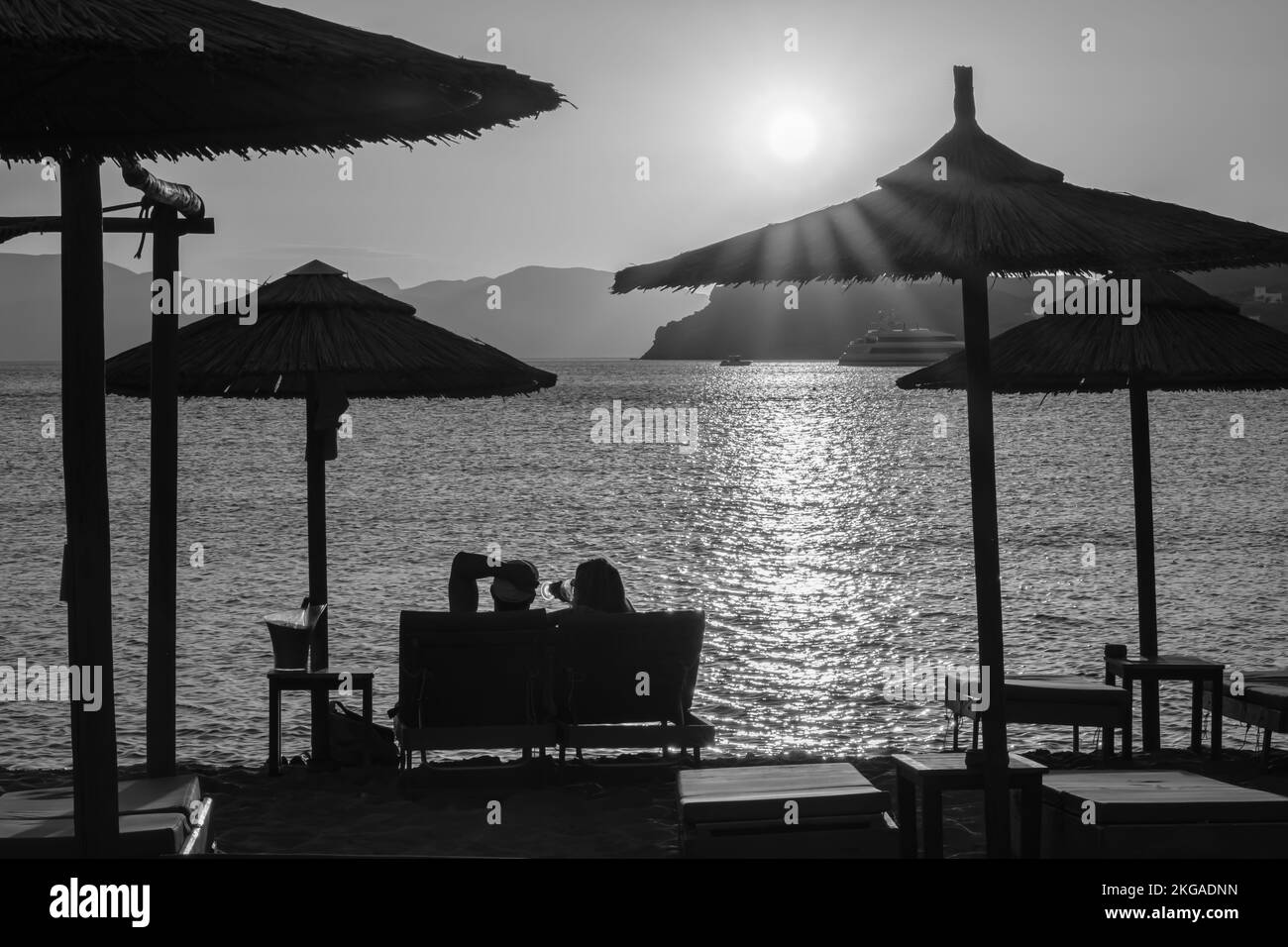 View holidays in sand Black and White Stock Photos & Images - Alamy