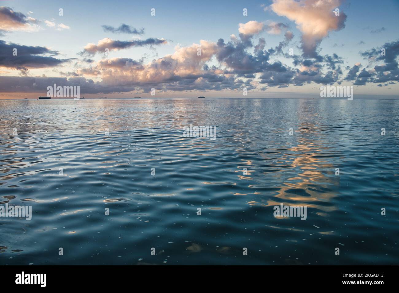 Shanklin isle of wight sunset hi-res stock photography and images - Alamy