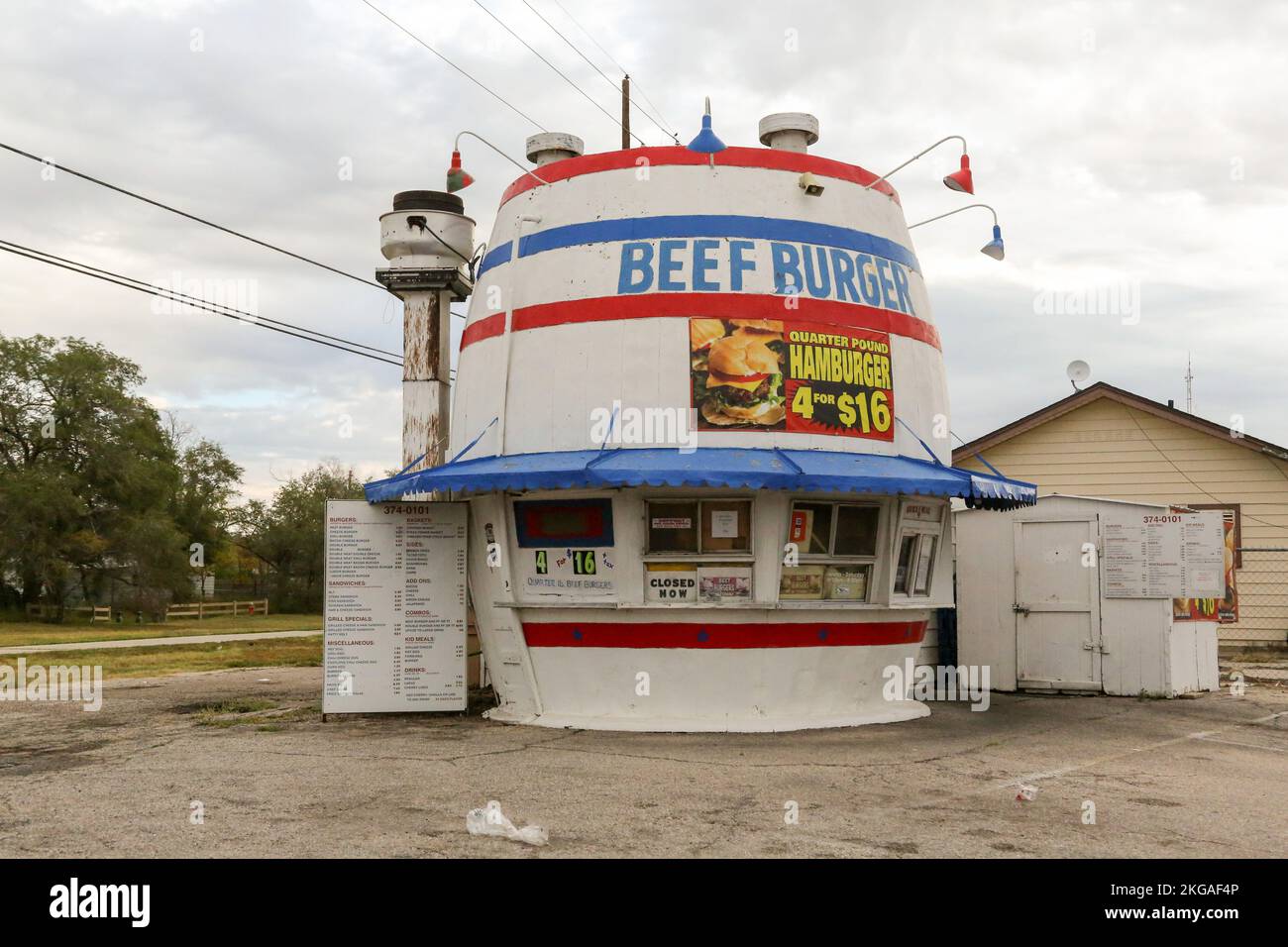 Beef burger barrel hi-res stock photography and images - Alamy