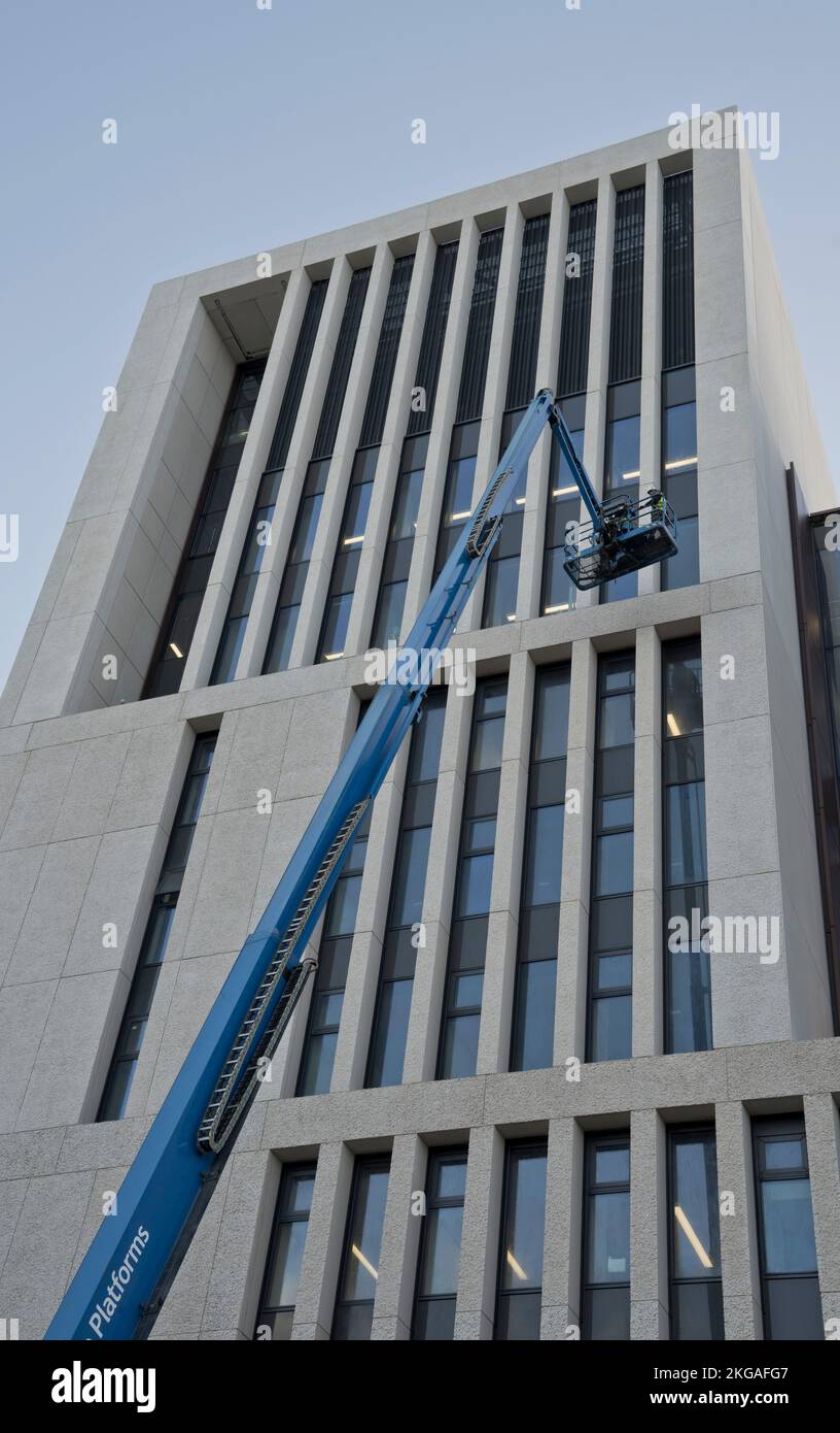 Construction of new University College London (UCL) campus and office ...
