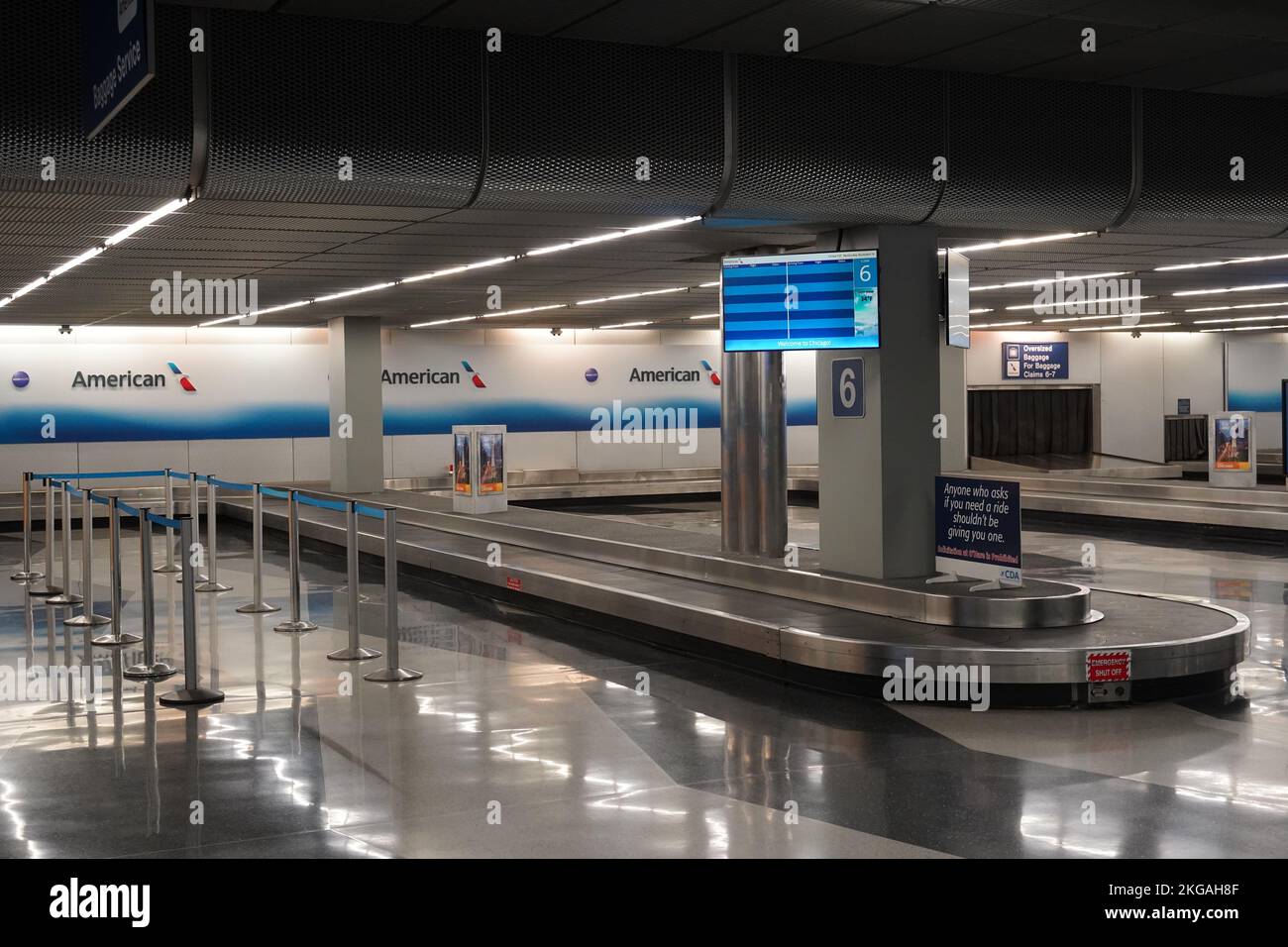 An empty American Airlines baggage carousel in Terminal 3 at the O'Hare ...