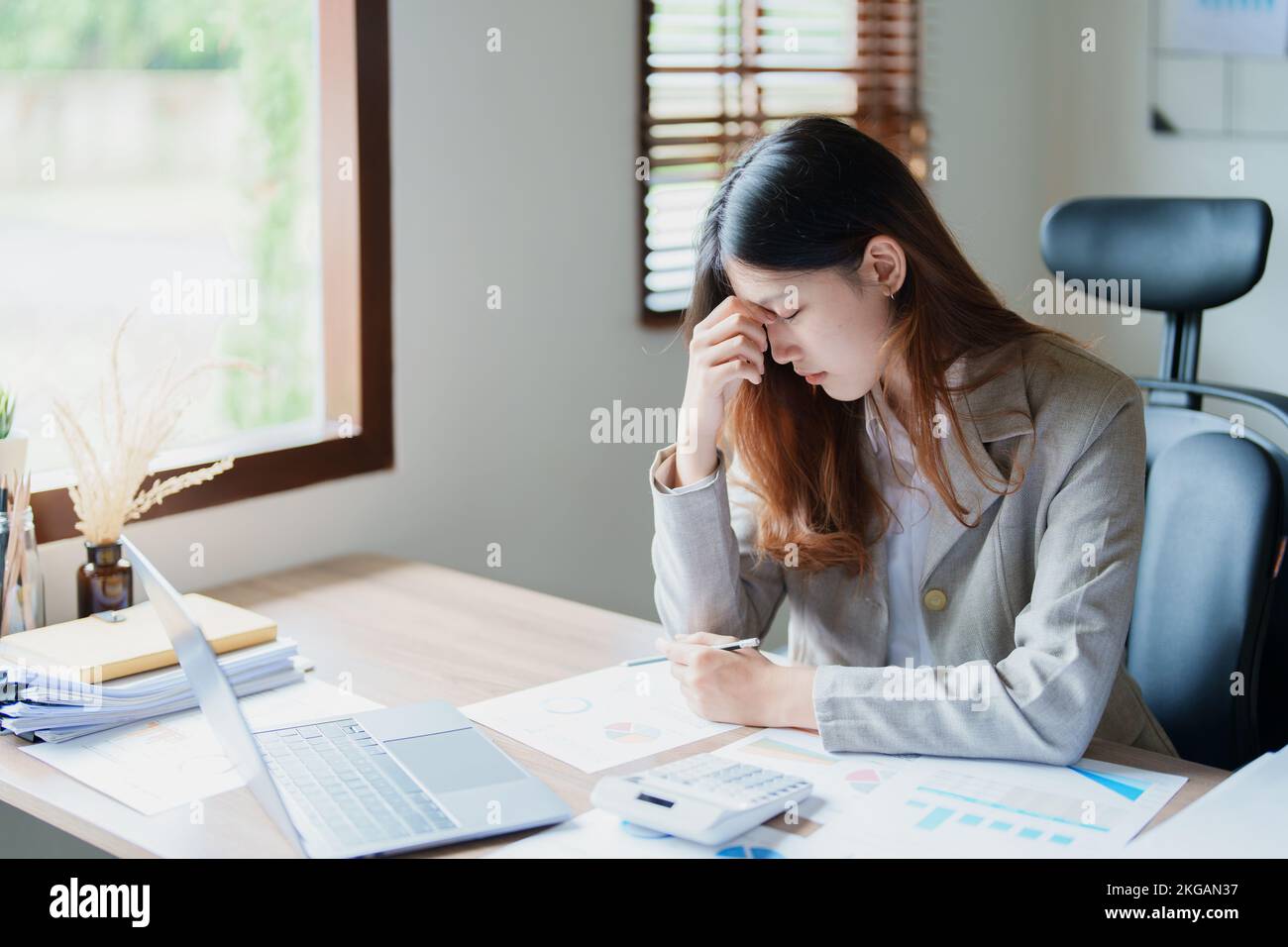 Portrait of sme business owner, man using computer and financial ...