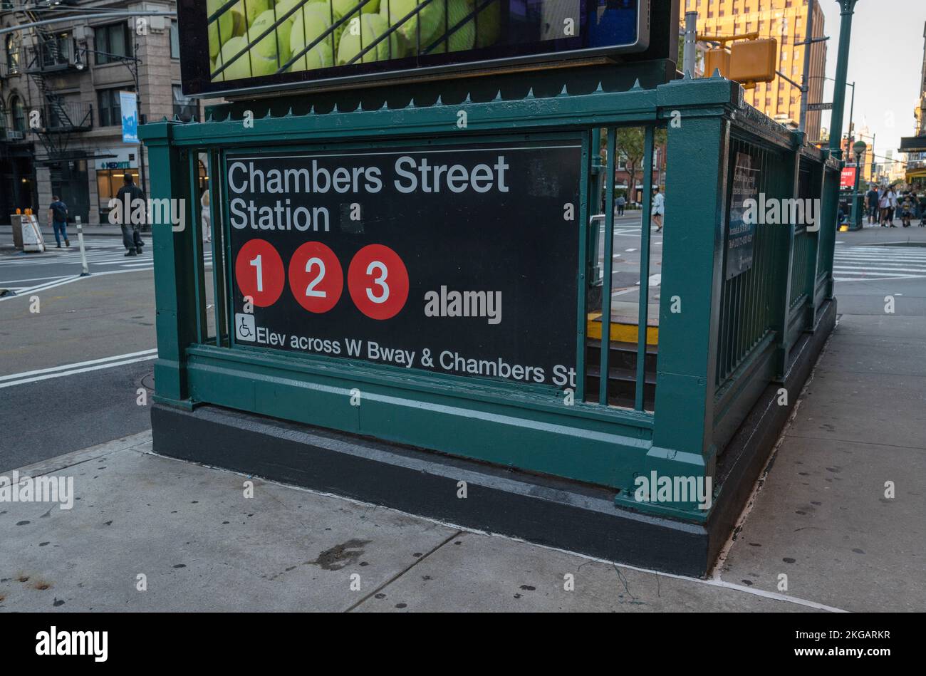 NEW YORK, N.Y. — September 1, 2022: A Chambers Street Station subway ...