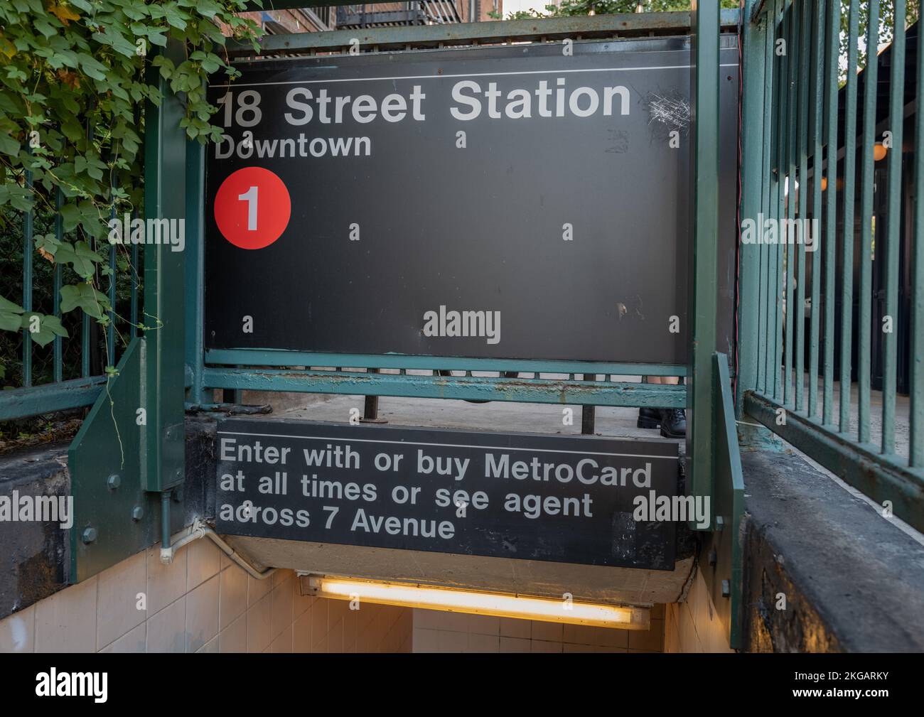 NEW YORK, N.Y. — September 10, 2022: An 18th Street Station subway ...