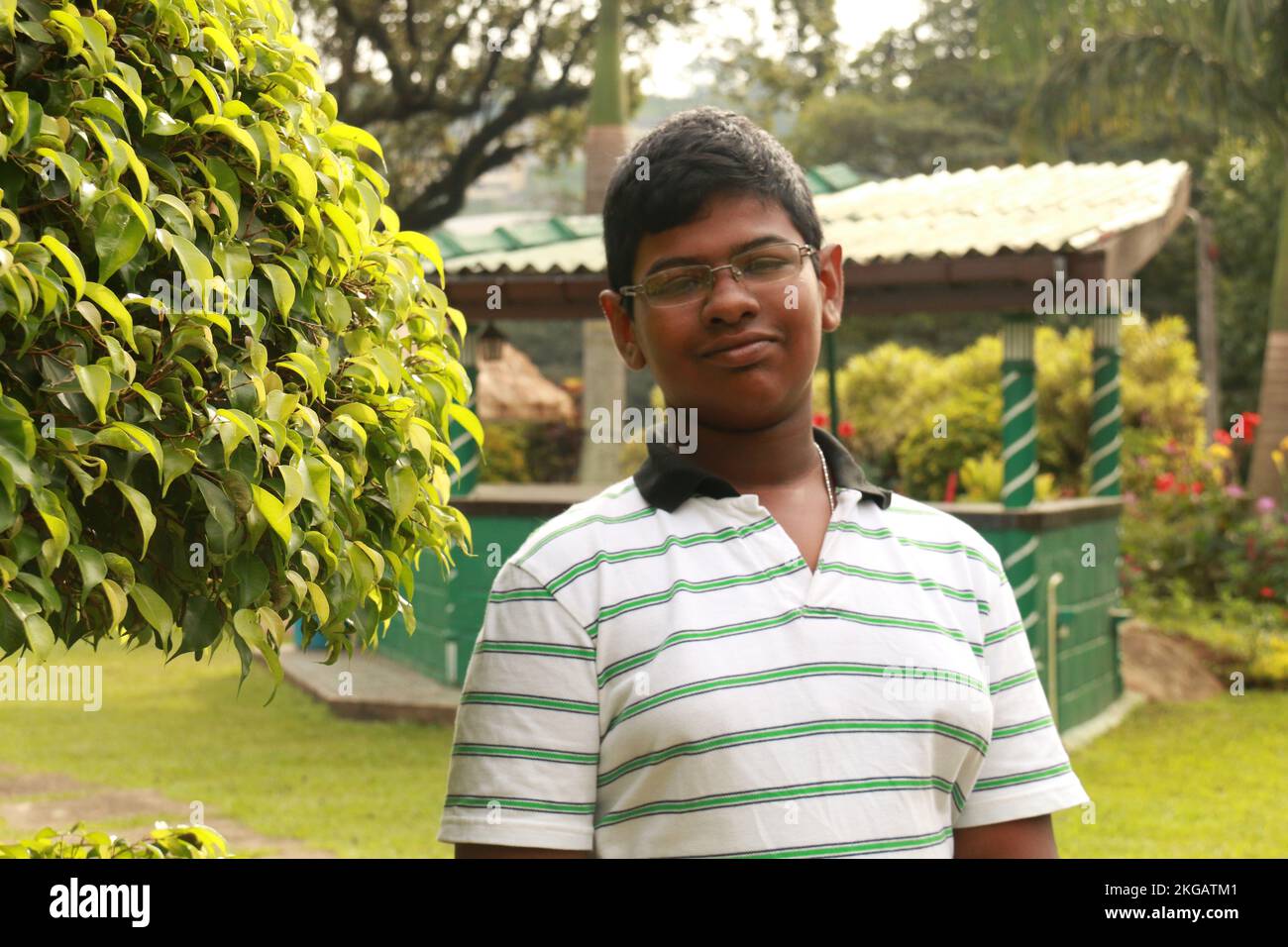 Sri Lankan People, Visit Sri Lanka Stock Photo - Alamy