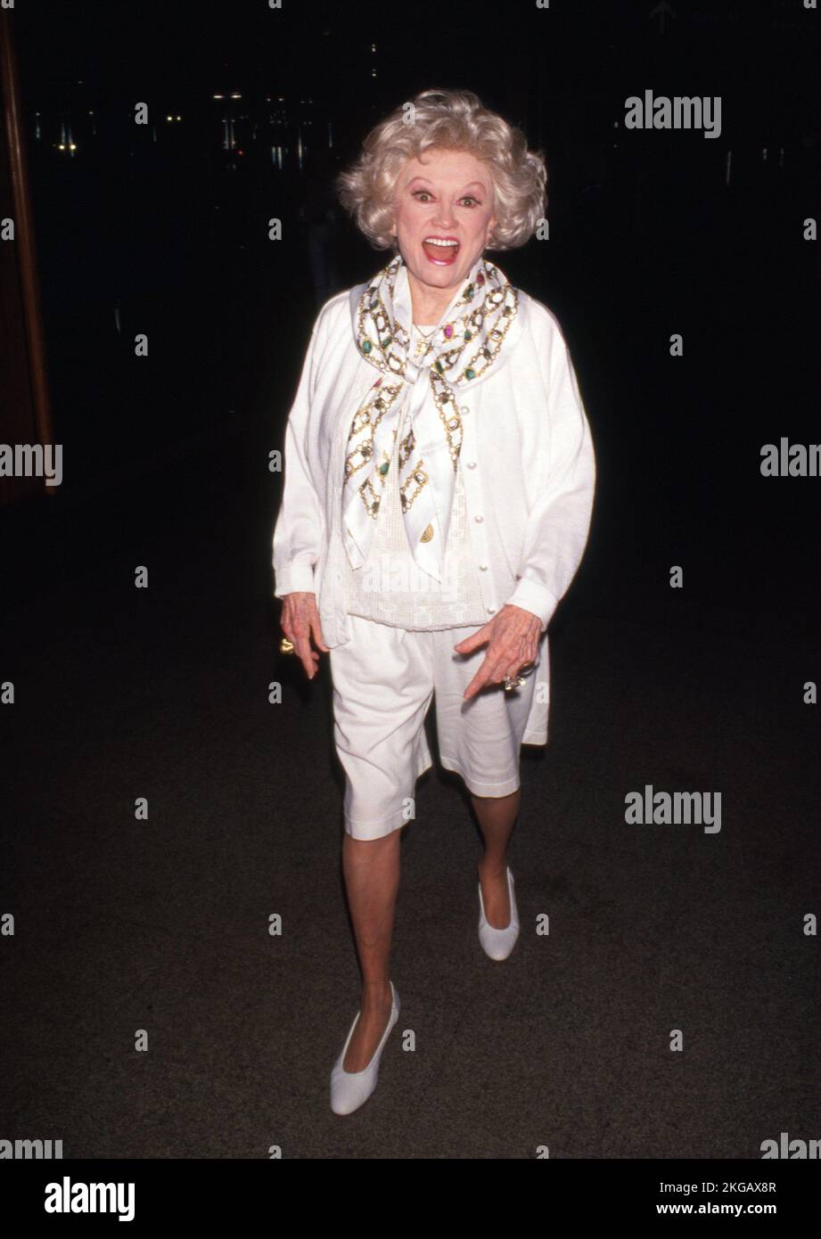 Phyllis Diller at Los Angeles International Airport in Los Angeles ...