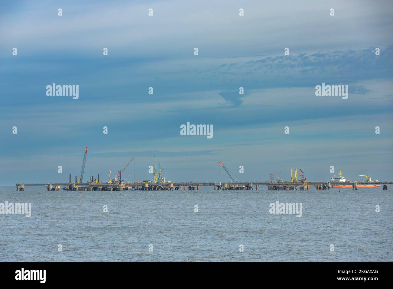 Construction site of the Uniper LNG (liquid natural gas) terminal on ...