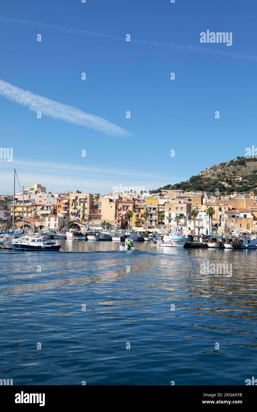 Italy sicily porticello fishing hi-res stock photography and images - Alamy