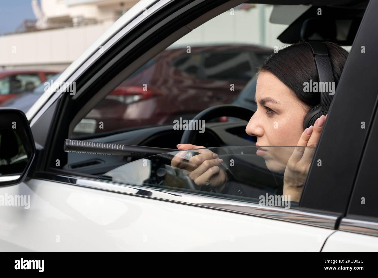 Woman car journalist hi-res stock photography and images - Alamy