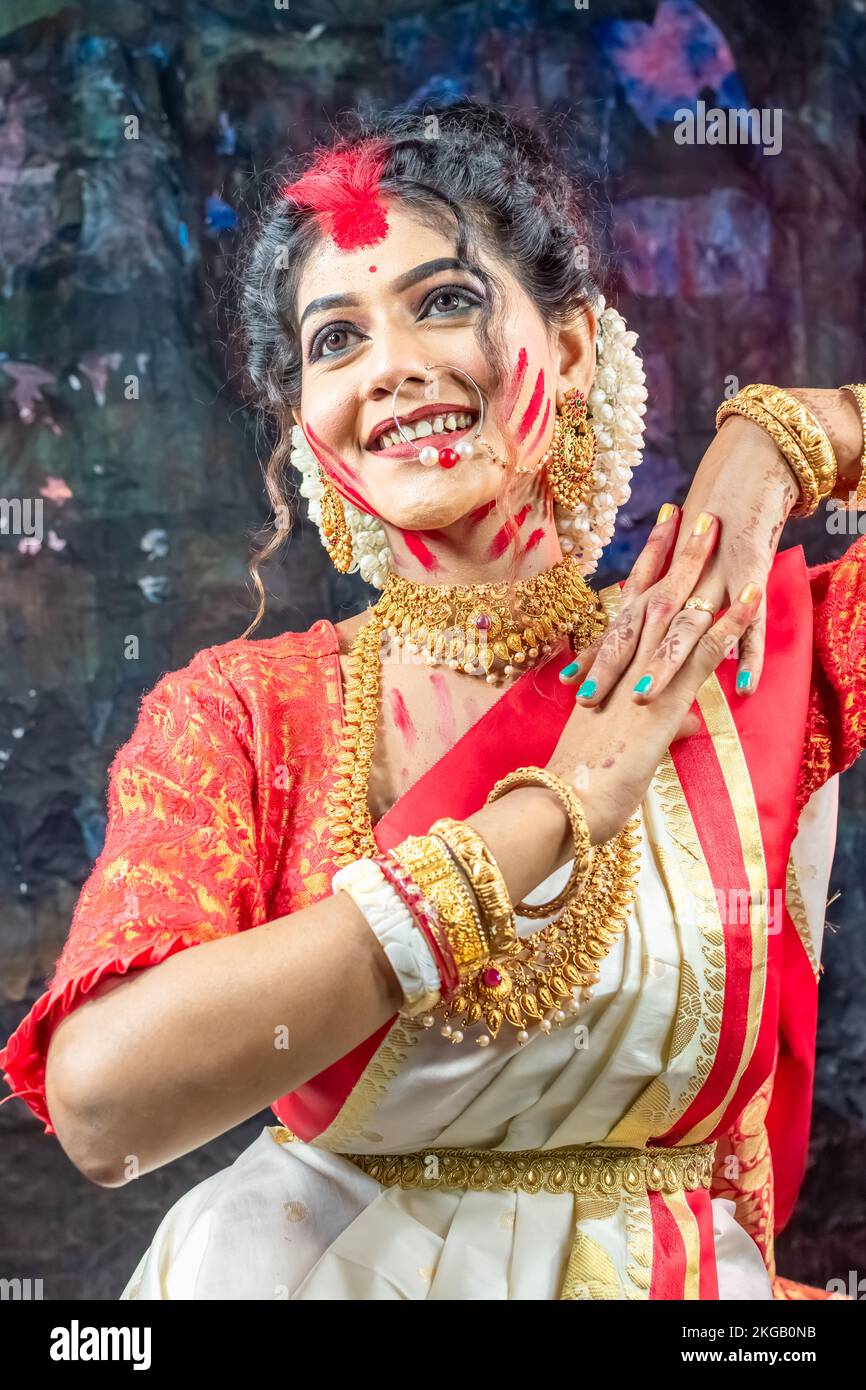 Sindur hi-res stock photography and images - Alamy