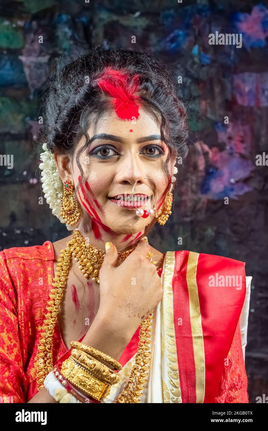 Sindur hi-res stock photography and images - Alamy