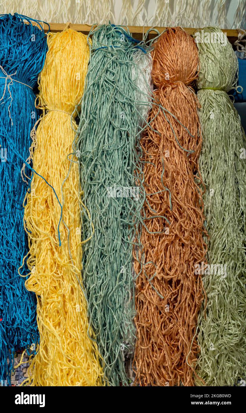 Colouring wool hi-res stock photography and images - Alamy
