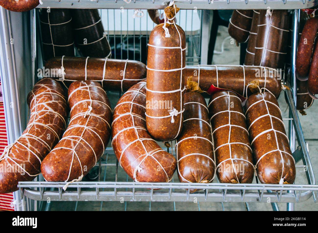 Sausages raw sausage hi-res stock photography and images - Alamy