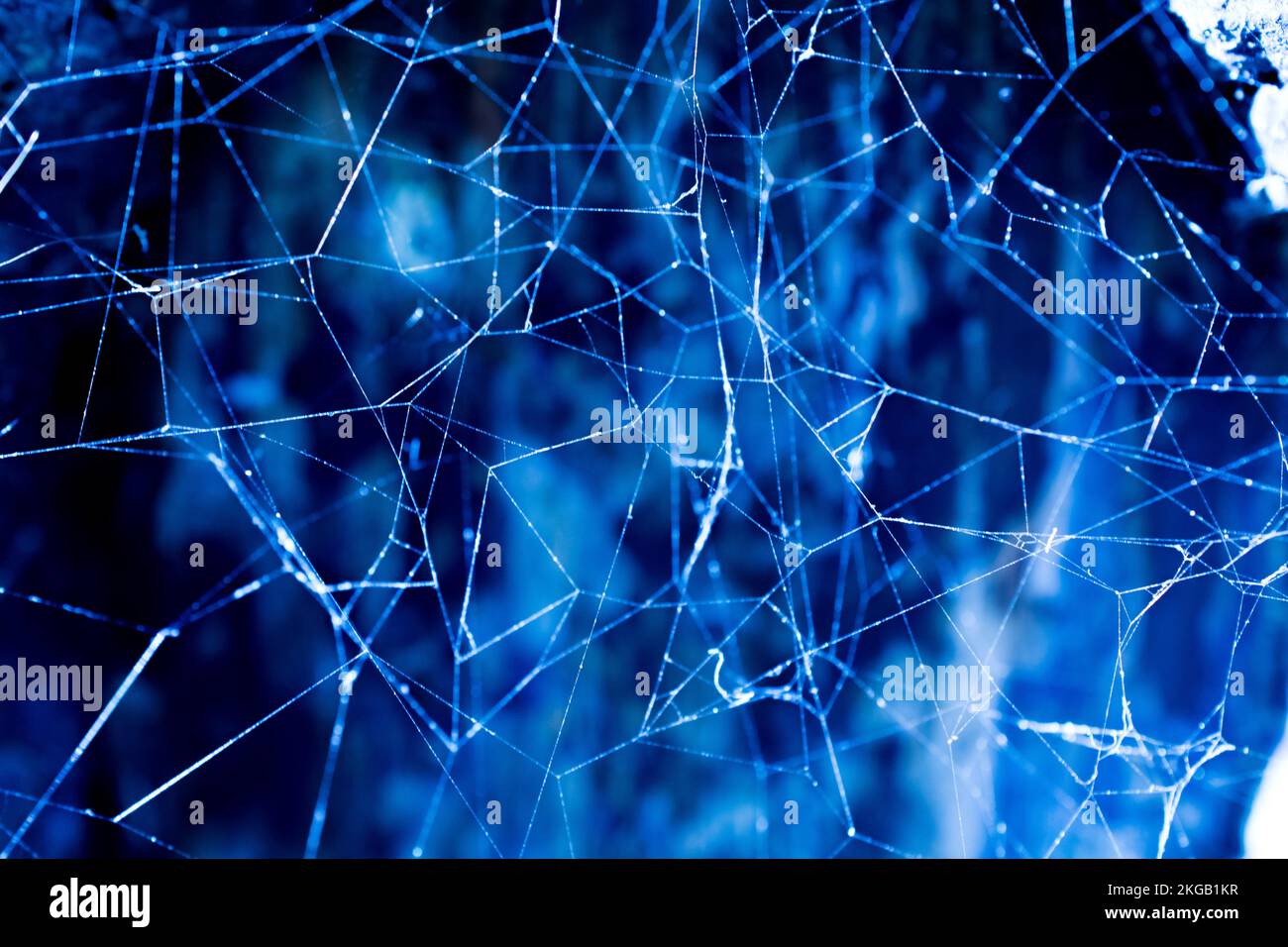 Spiders cave hi-res stock photography and images - Alamy