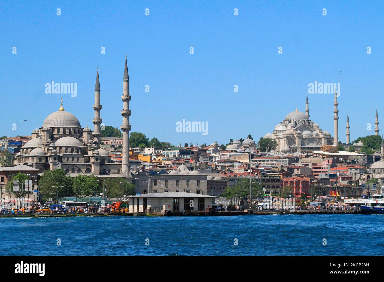 New mosque and suleymaniye mosque hi-res stock photography and images ...