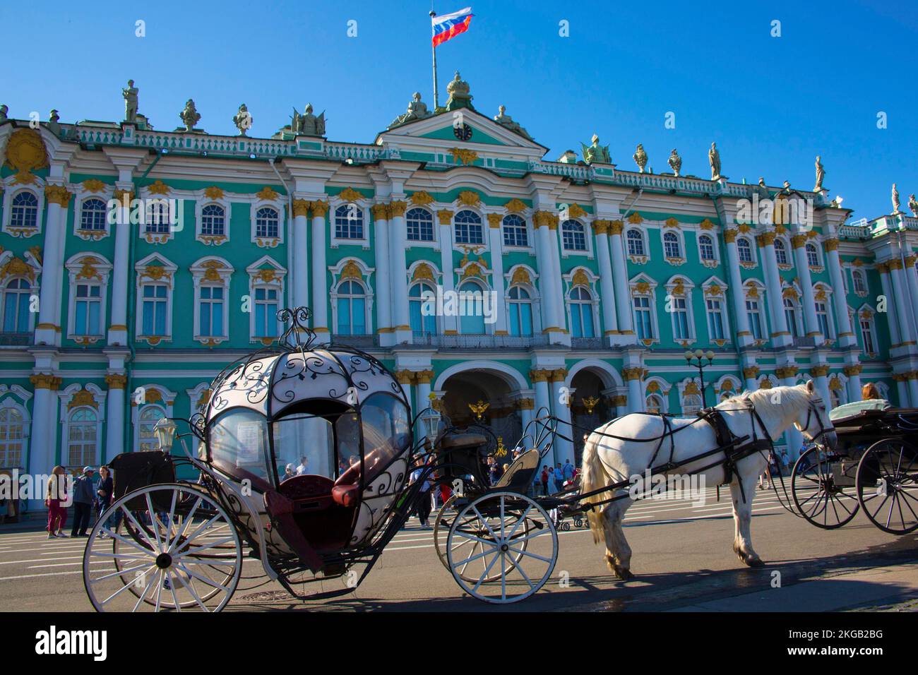 Horse-drawn carriages, The Hermitage, St Petersburg, Russia, Europe ...