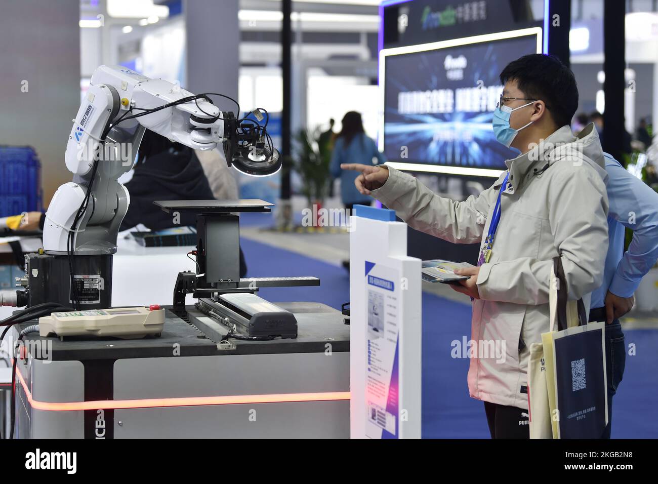 NANJING, CHINA - NOVEMBER 23, 2022 - Visitors view a lightweight ...