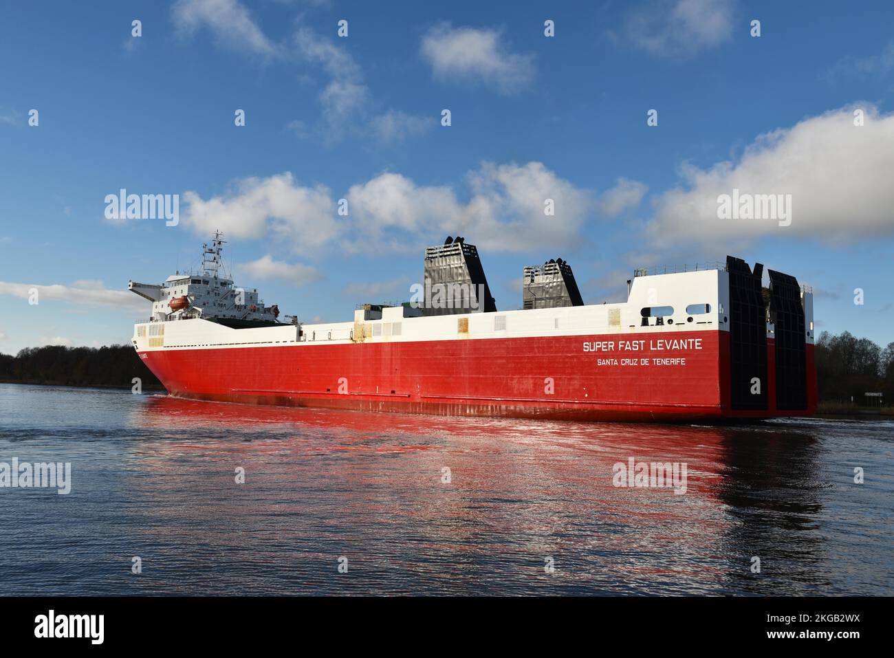 RoRo cargo ship Super Fast Levante sails through the Kiel Canal ...
