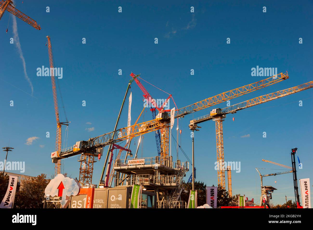 Cranes of all kinds and types, Bauma 2022, the world's largest ...