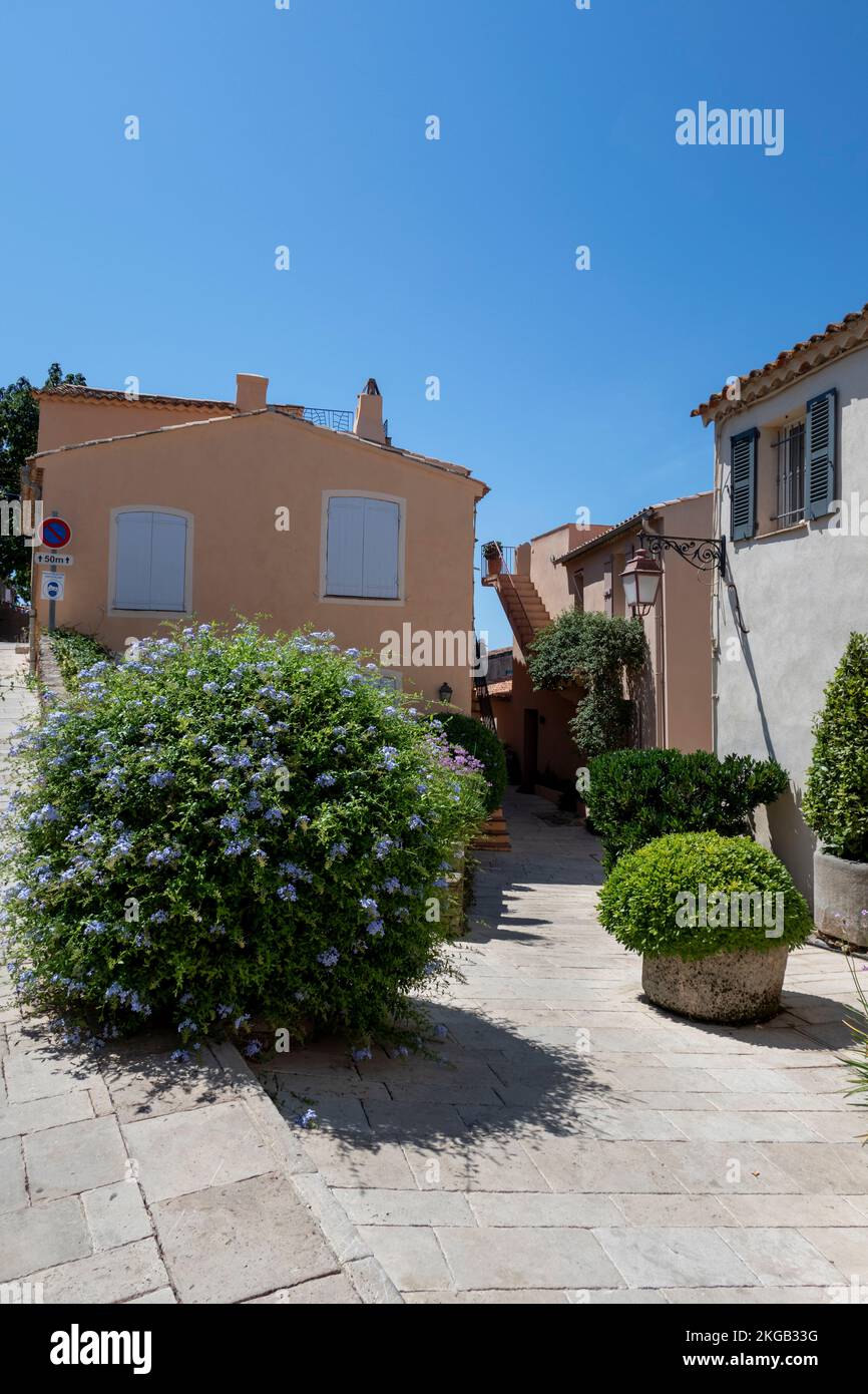 Gassin, beautiful village in France Stock Photo - Alamy