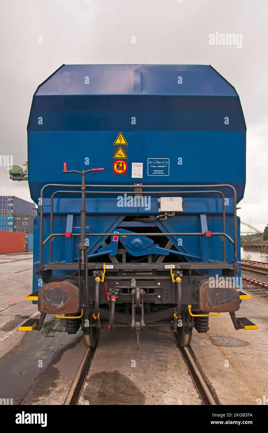 Open wagon hi-res stock photography and images - Alamy