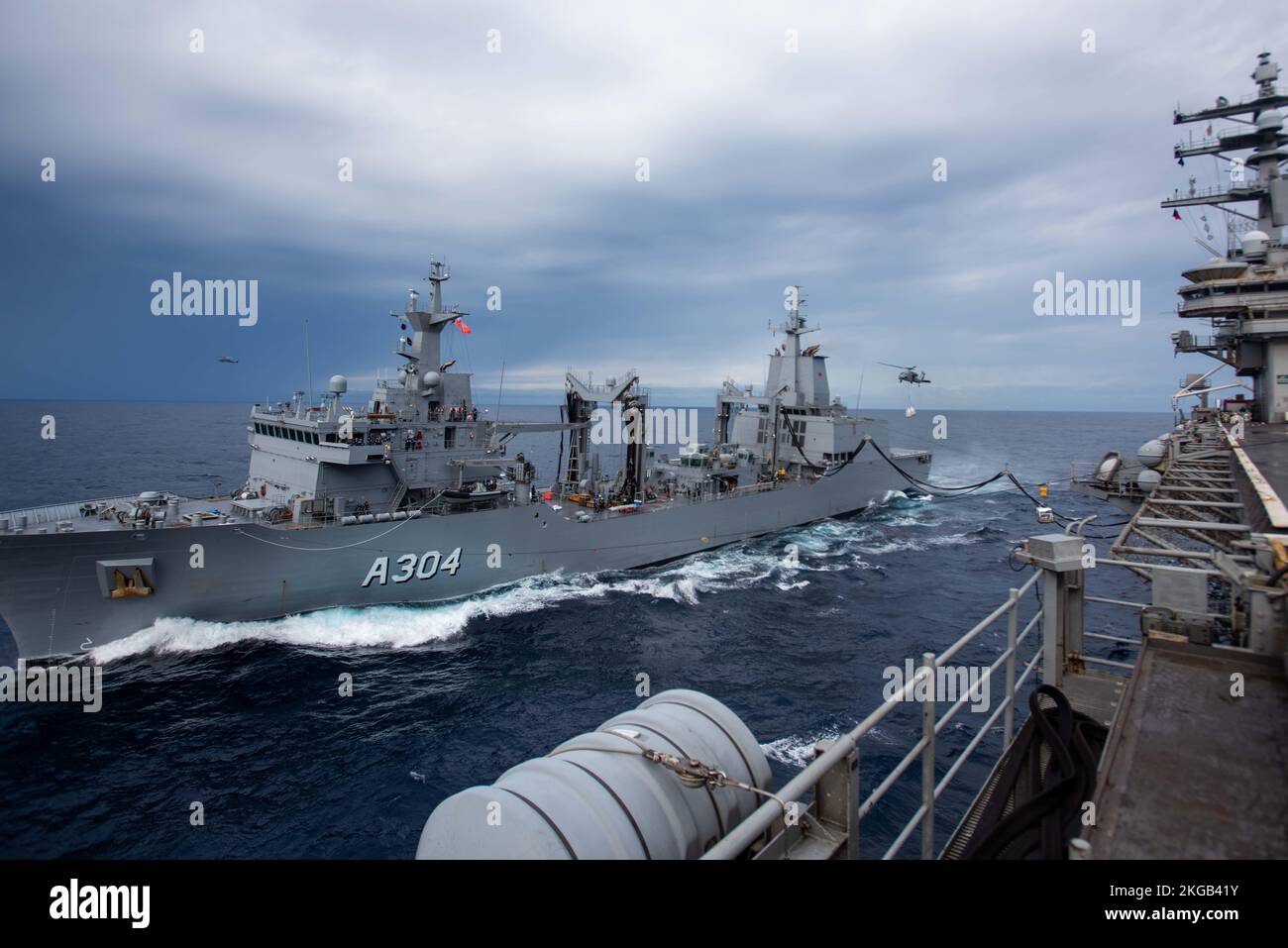 221120-N-WU964-1253 PHILIPPINE SEA (Nov. 20, 2022) The U.S. Navy’s only ...