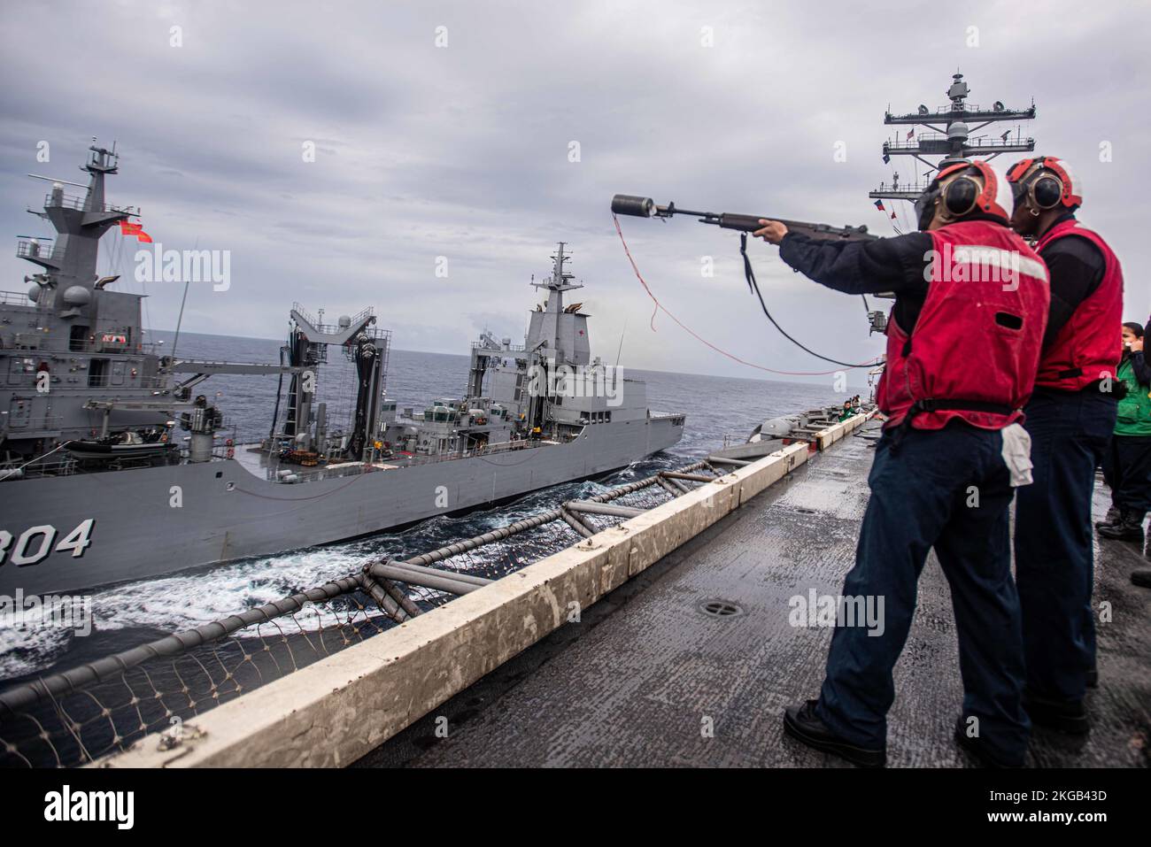 221120-N-WU964-1089 PHILIPPINE SEA (Nov. 20, 2022) Aviation Ordnanceman ...