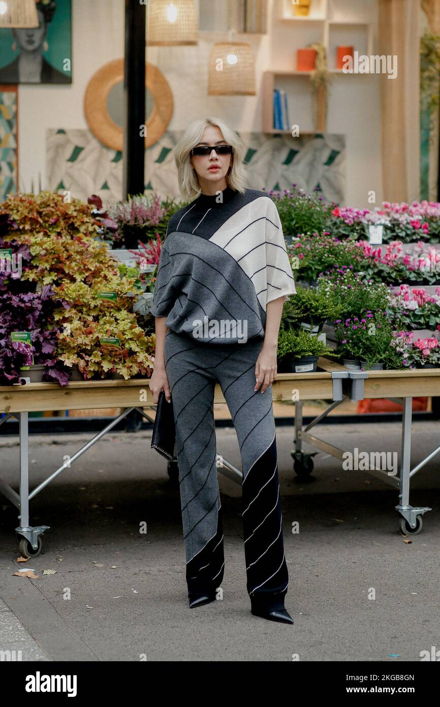 Street style, Sara Legge arriving at Stella McCartney Spring Summer ...