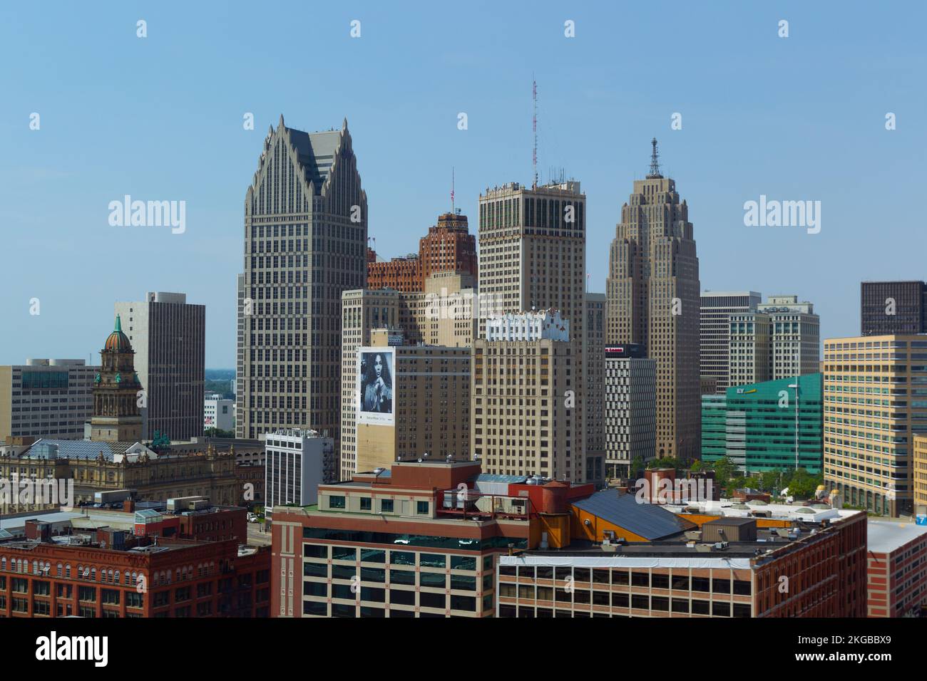 Highrise buildings in the Downtown Detroit financial district in ...