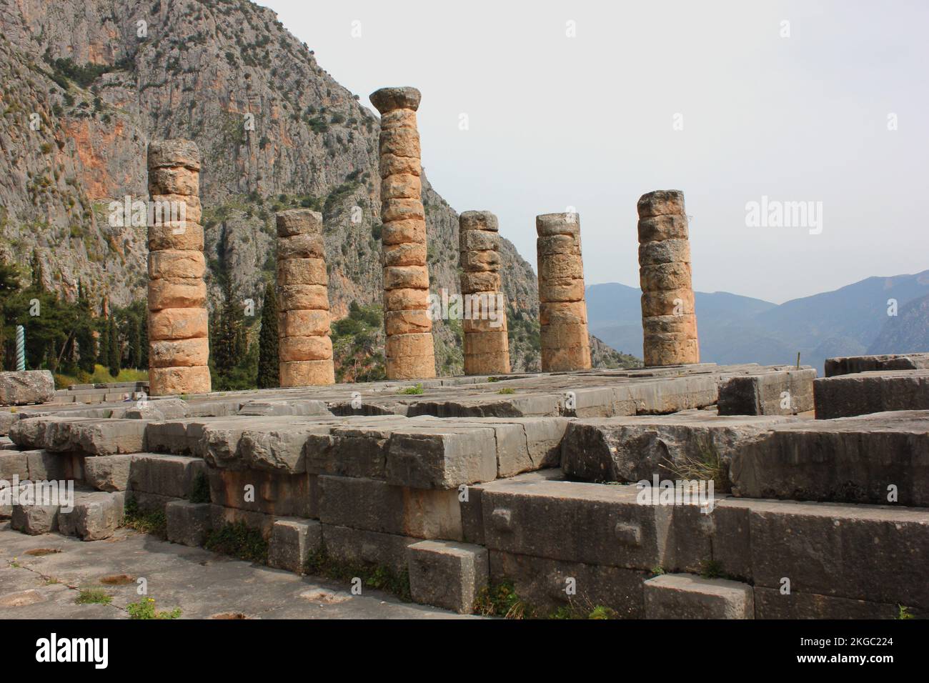Ancient temple of Apollo at Delphi, Greece Stock Photo - Alamy