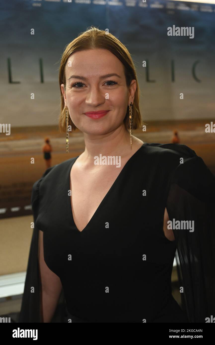 Cologne, Germany. 22nd Nov, 2022. Actress Nina Gummich poses at the NRW ...