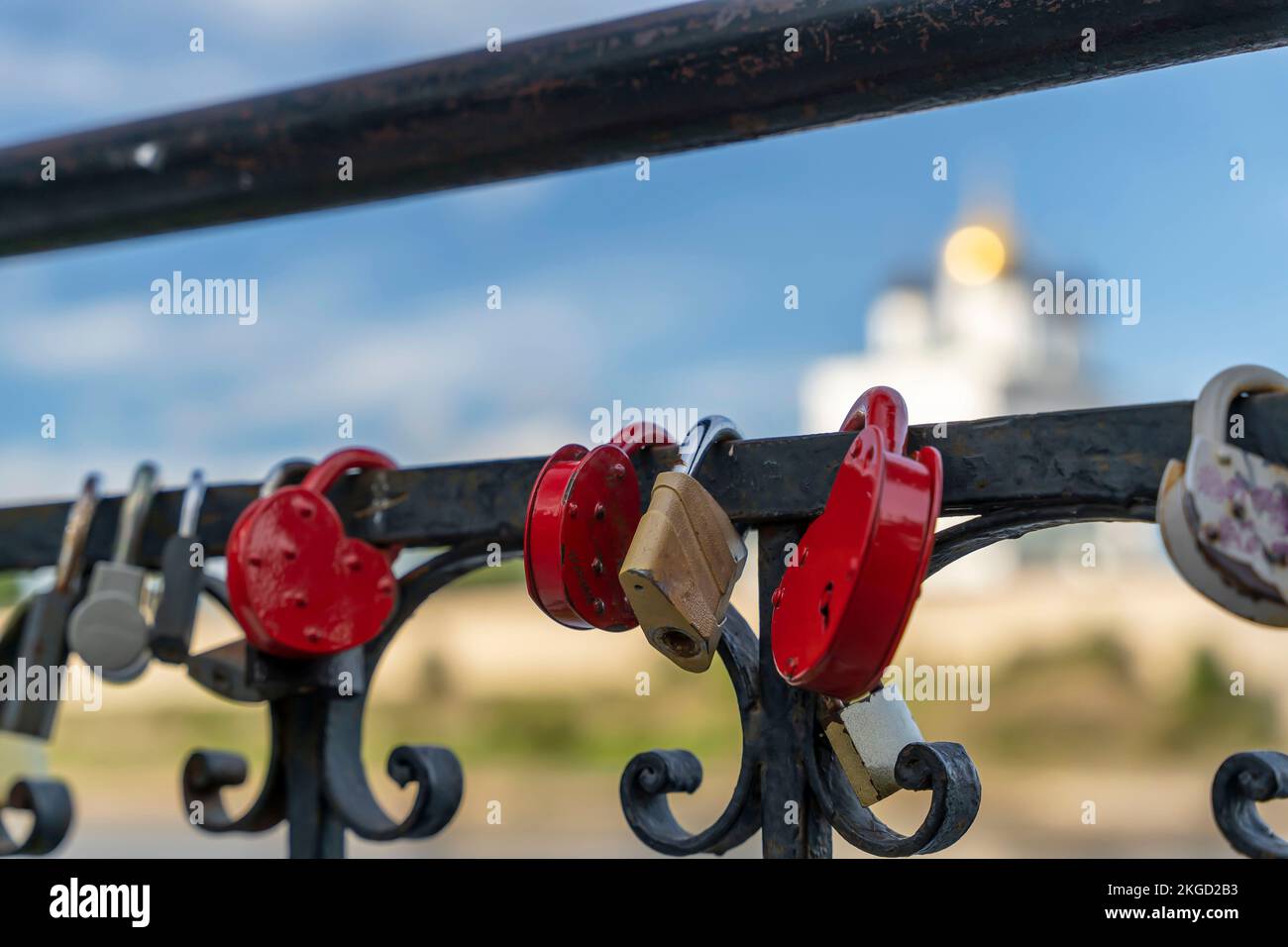 Friendship locks on fence hi-res stock photography and images - Alamy
