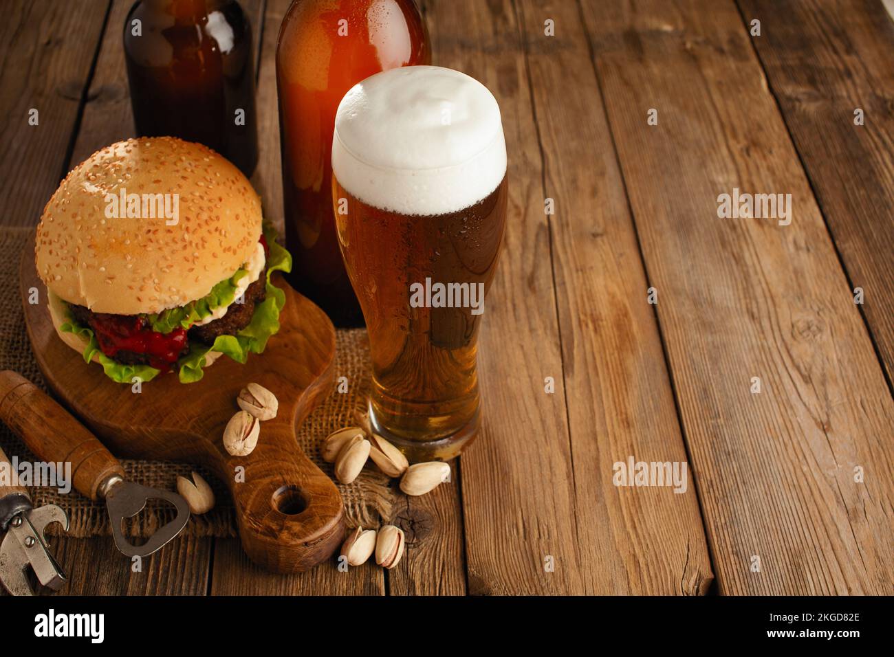 Beer and snacks set hi-res stock photography and images - Alamy